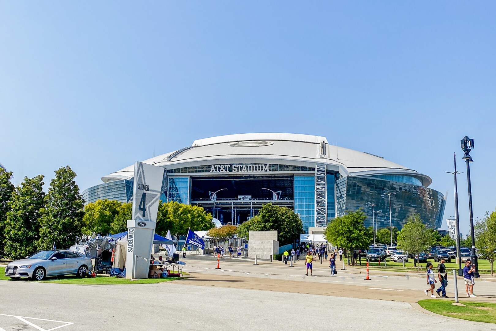 Go Dallas Cowboys! | MDC Magazine